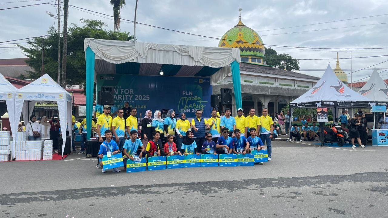 Semarak PLN Mobile Charity Run 2025 di Payakumbuh, PLN Icon Plus ...